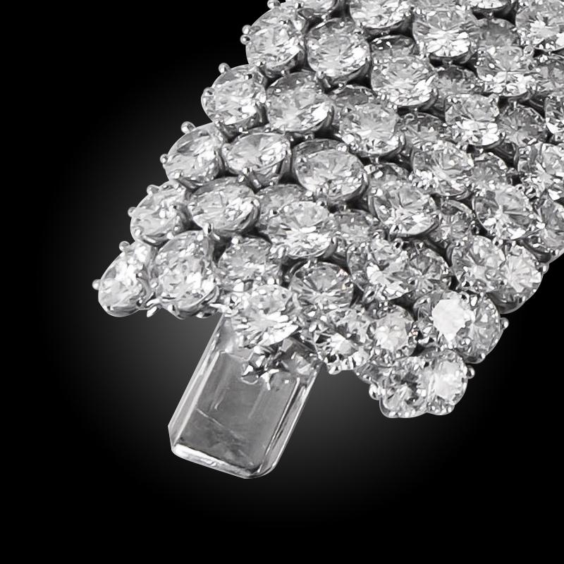 Van Cleef and Arpels Eleven-Row Diamond Platinum Bracelet For Sale at ...