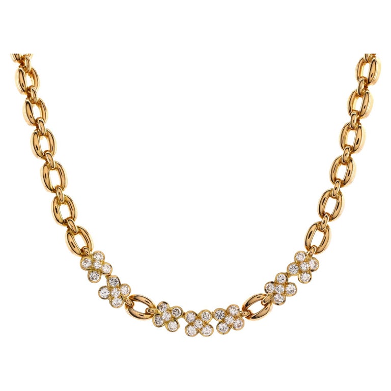 Van Cleef and Arpels Flower Chain Link Necklace 18K Yellow Gold with ...
