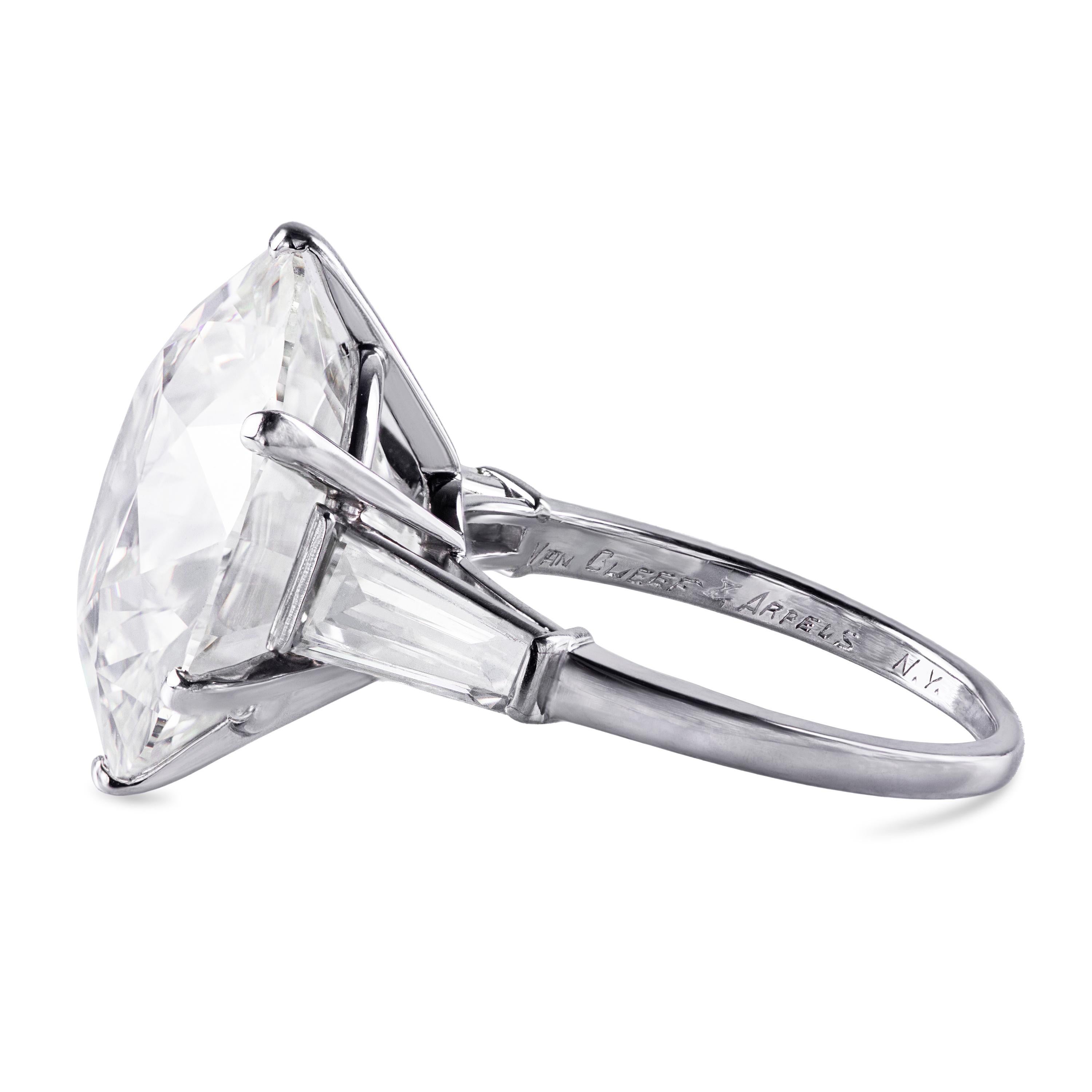 Van Cleef and Arpels 14.83 Carats Round Diamond Three-Stone Engagement ...