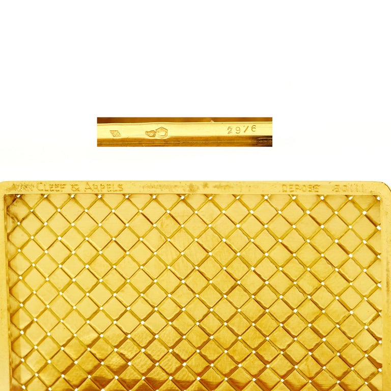 Van Cleef and Arpels Gold Box at 1stDibs