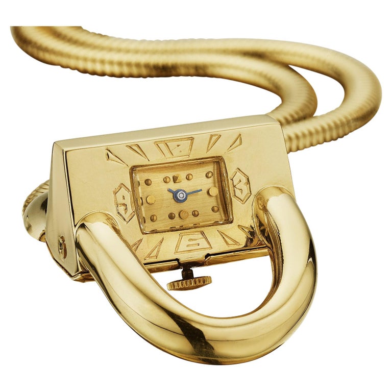 Van Cleef and Arpels Mid-Century Gold Cadenas Wristwatch For Sale at ...