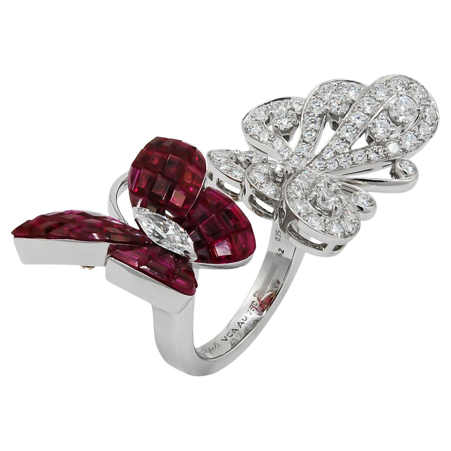 VAN CLEEF and ARPELS "Mystery" Set Ring at 1stDibs | mystery setting ...