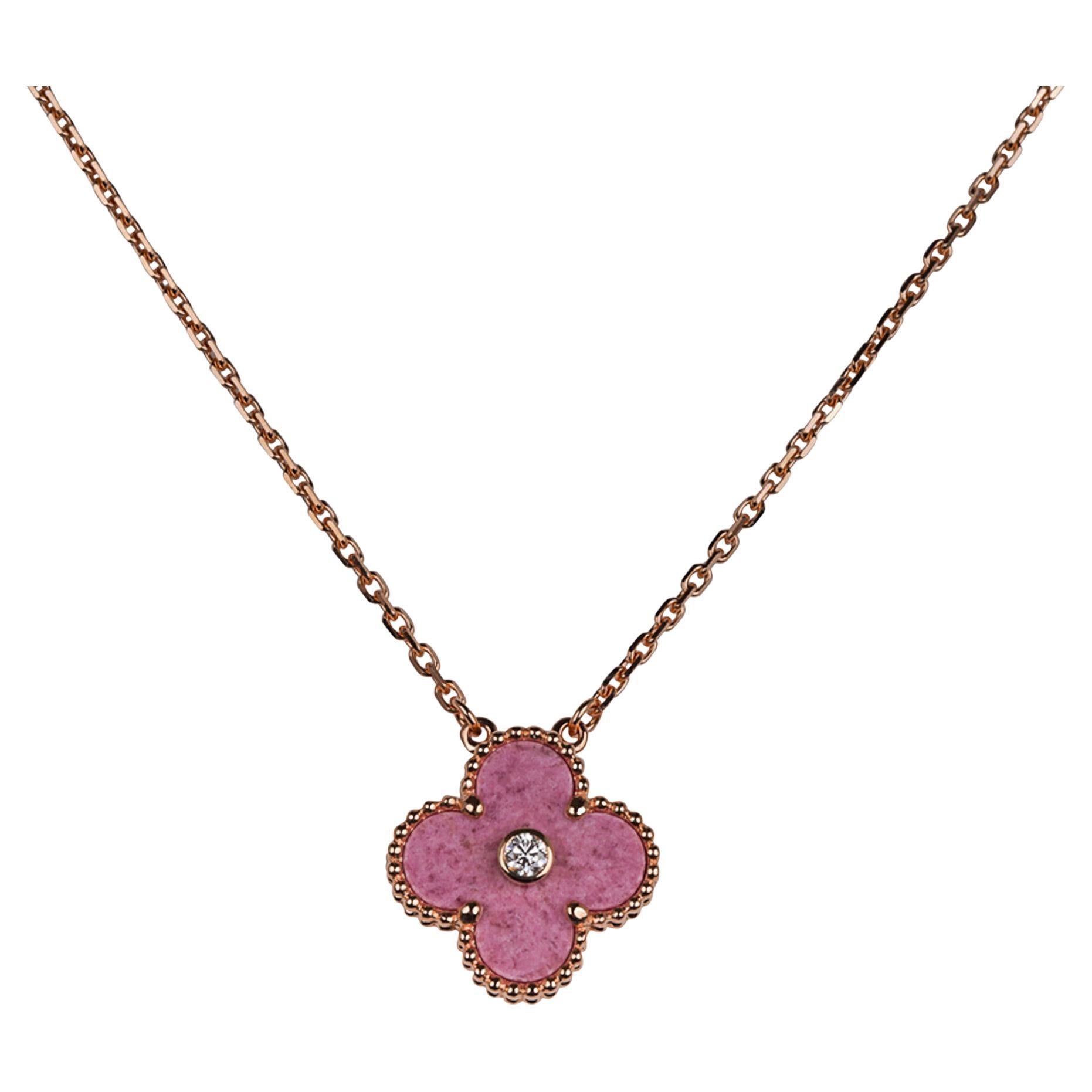 Van Cleef and Arpels Vintage Alhambra Gold Clover Pendant Necklace at ...