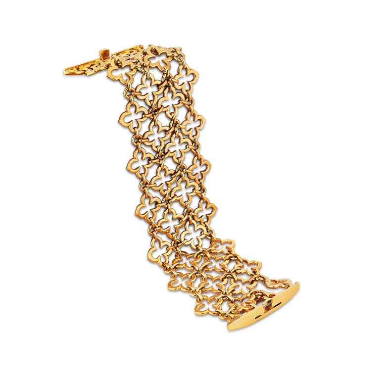 Van Cleef and Arpels Paris Alhambra Vintage Gold Wide Mesh Bracelet at ...