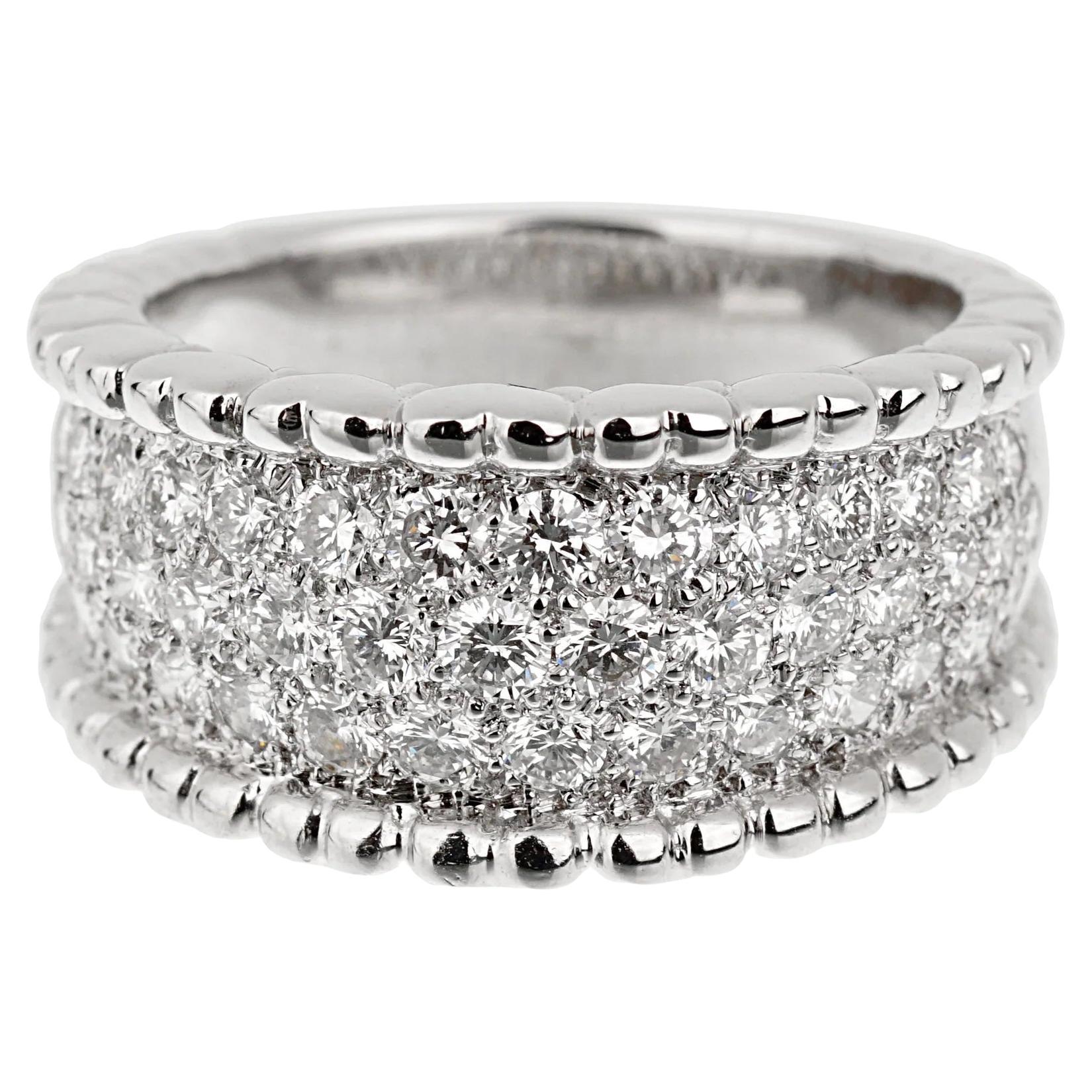 Van Cleef and Arpels Perlee Diamond Gold Ring at 1stDibs | perlee ring