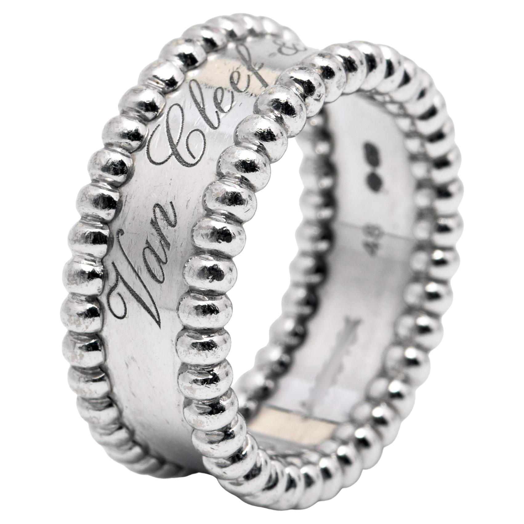 Van Cleef and Arpels Rose Gold Perlée Ring at 1stDibs | perlee ring van ...