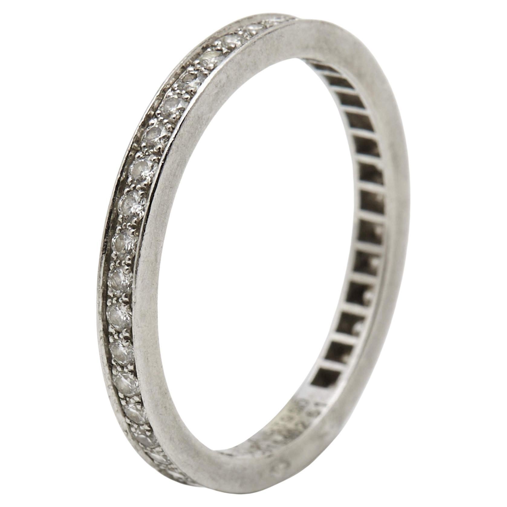 Van Cleef and Arpels Toujours Platinum Wedding Band Ring For Sale at ...