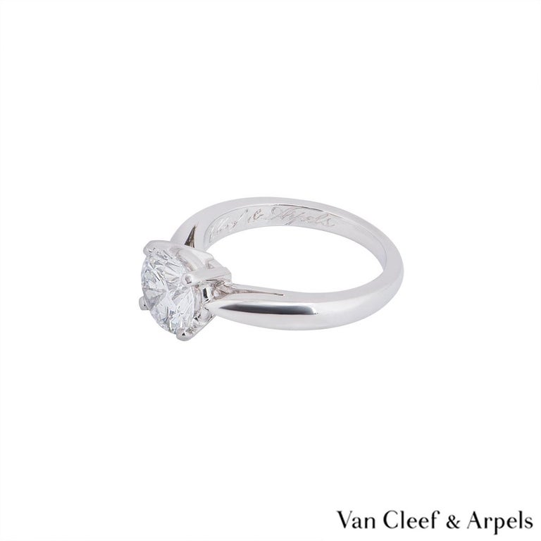 Van Cleef and Arpels Round Diamond Bonheur Solitaire Engagement Ring 1 ...