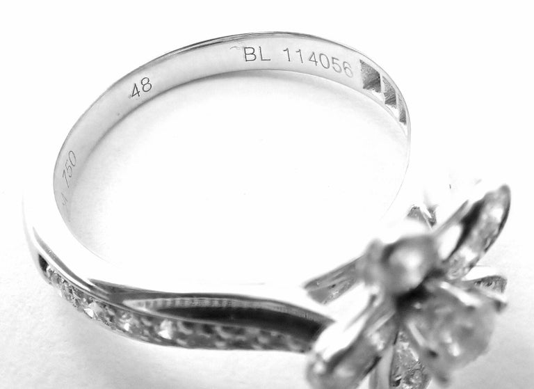 Van Cleef and Arpels Socrate Diamond One Flower White Gold Ring For ...