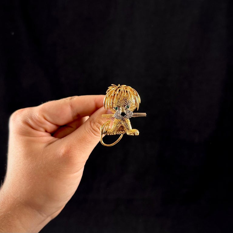 Van Cleef and Arpels VCA Lion Ebouriffé Diamond Emerald Brooch Yellow ...