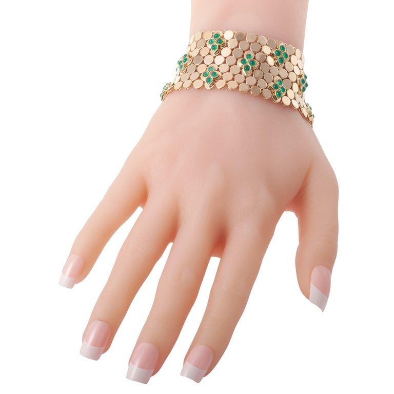 Van Cleef and Arpels Vintage 18 Karat Yellow Gold Emerald Mesh Bracelet ...