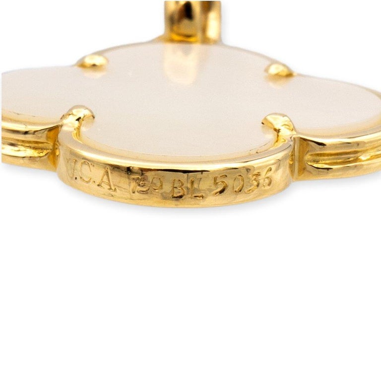 Van Cleef and Arpels Vintage 18K Yellow Gold Pure Alhambra Pendant ...