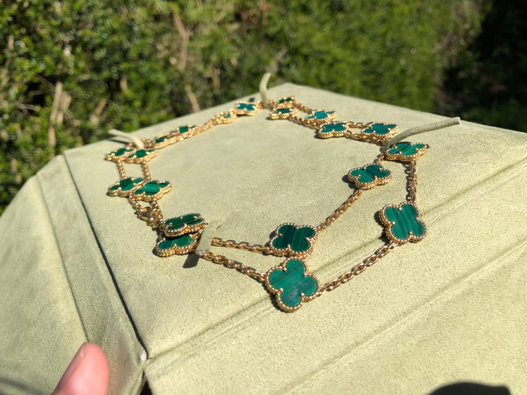 Van Cleef and Arpels Vintage Alhambra Malachite 20 Motif Gold Necklace ...