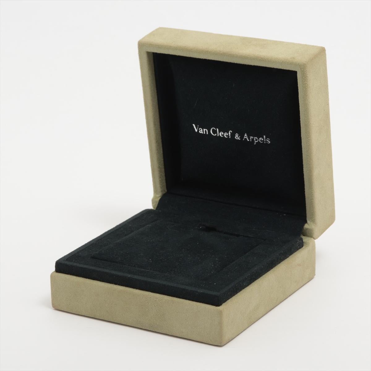 Van Cleef and Arpels Vintage Alhambra Malachite For Sale at 1stDibs