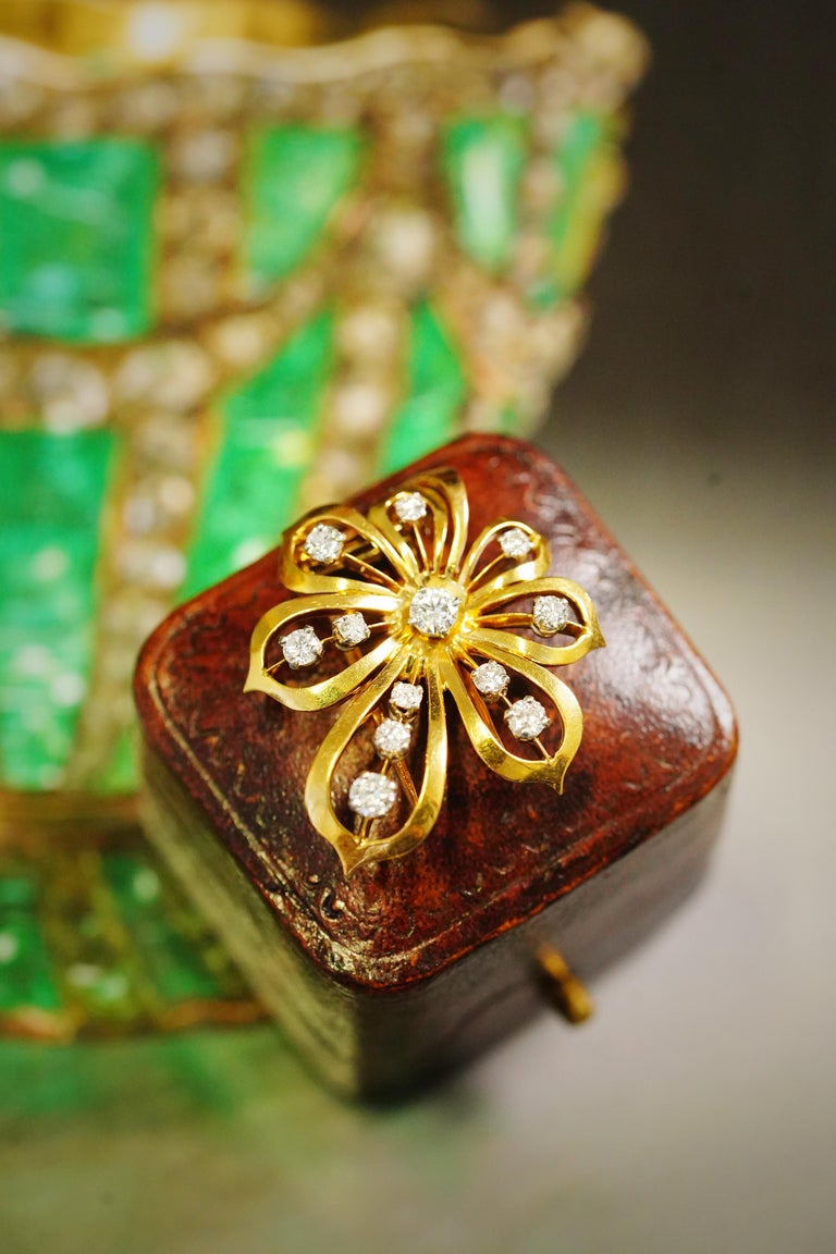 Van Cleef and Arpels Vintage Collection Diamond Set in Yellow Gold Leaf ...