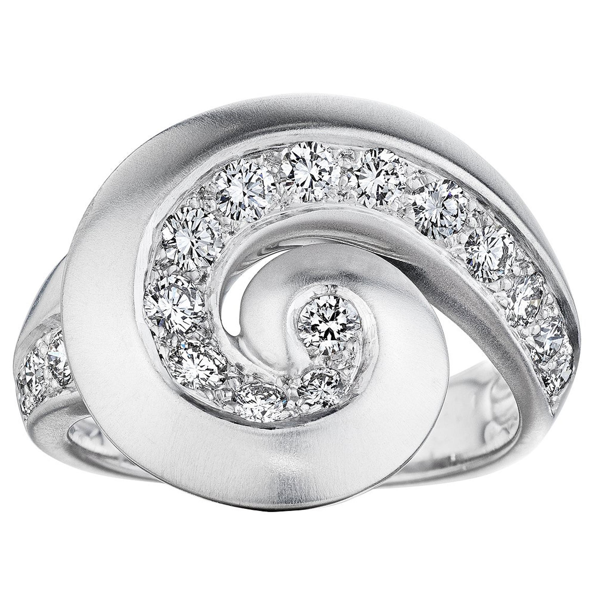 Van Cleef and Arpels Diamond Pave Gold Ring For Sale at 1stDibs