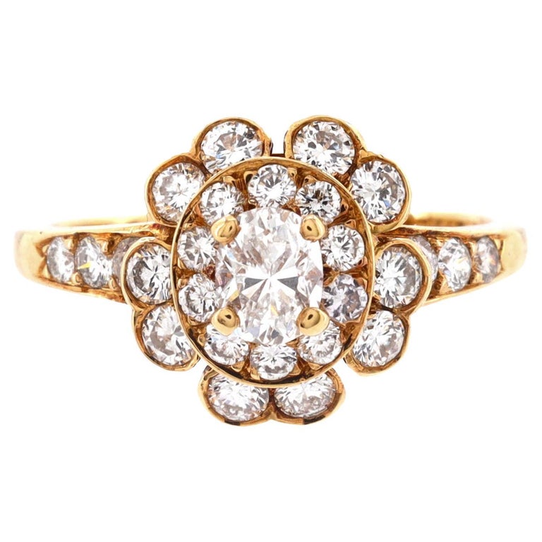 Van Cleef and Arpels Vintage Oval Fleurette Ring 18k Yellow Gold with ...