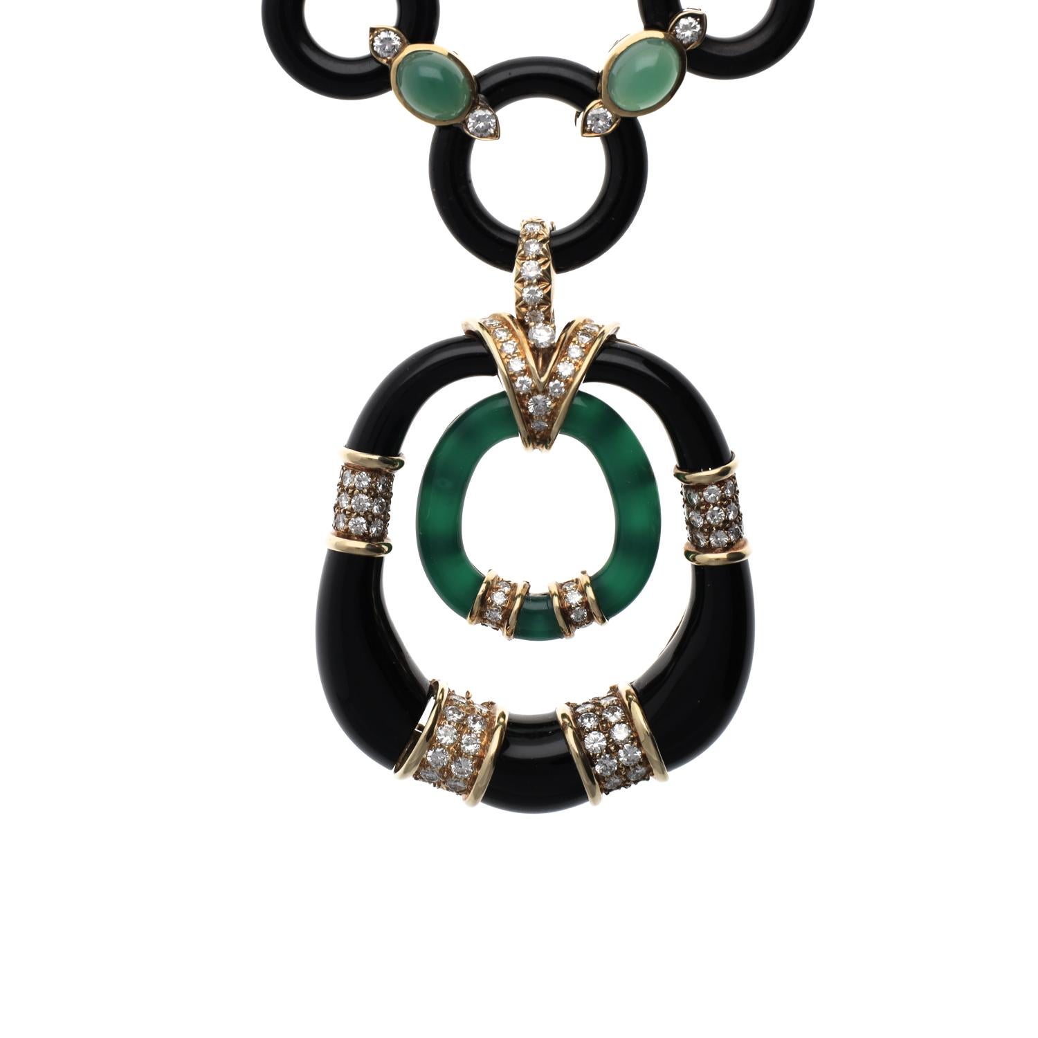 Van Cleef and Arpels Vintage Palm Beach Glamor Diamond Chrysoprase Onyx ...