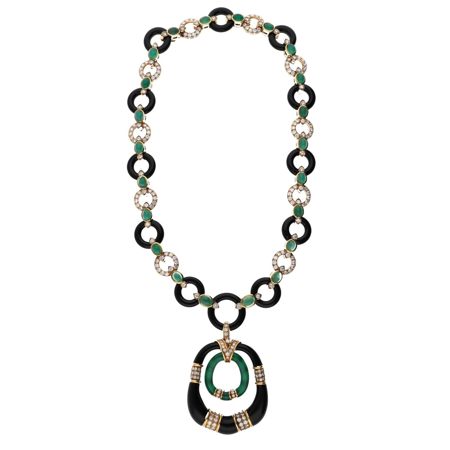 Van Cleef and Arpels Vintage Palm Beach Glamor Diamond Chrysoprase Onyx ...