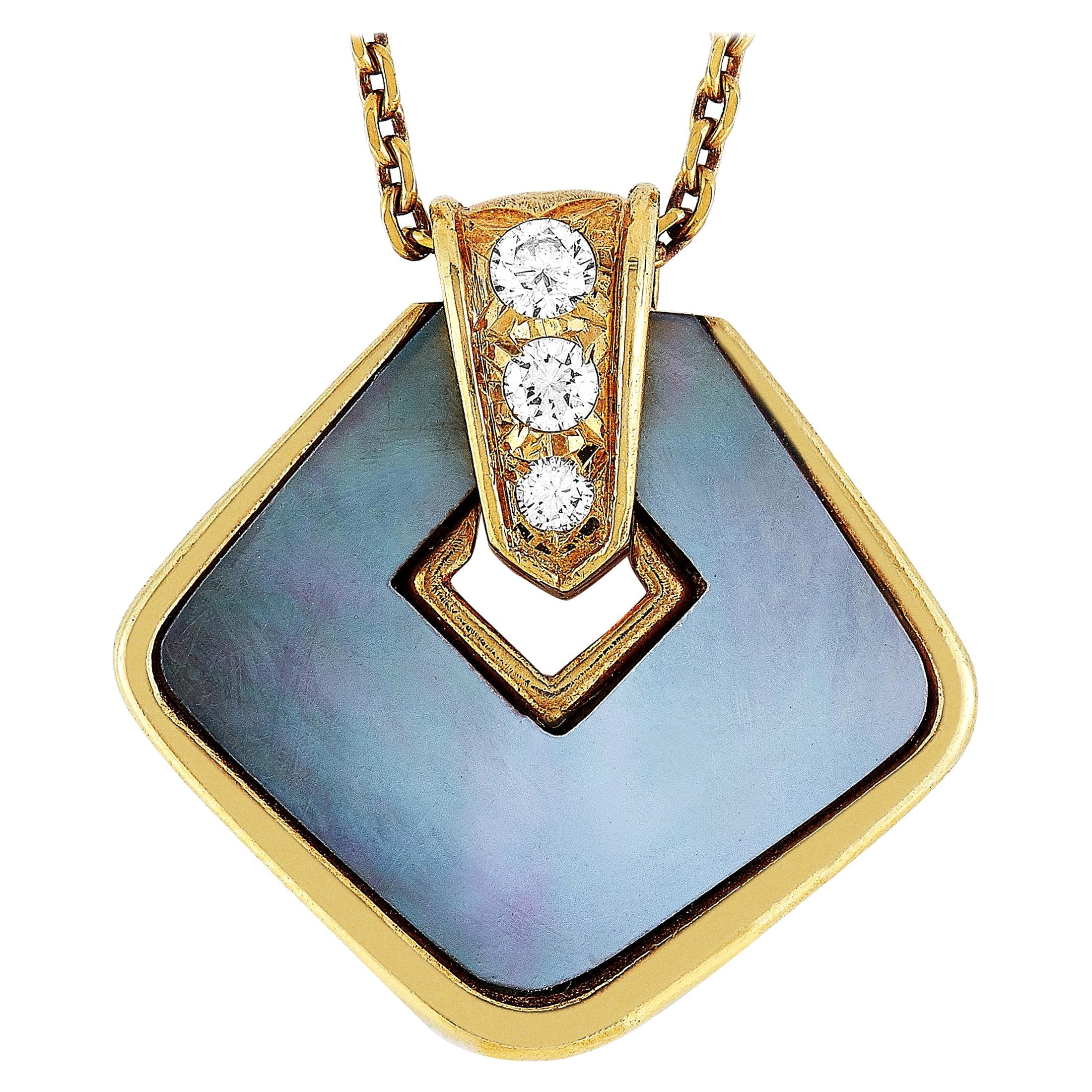 Van Cleef and Arpels Vintage Yellow Gold 0.15ct Diamond and Mother of ...