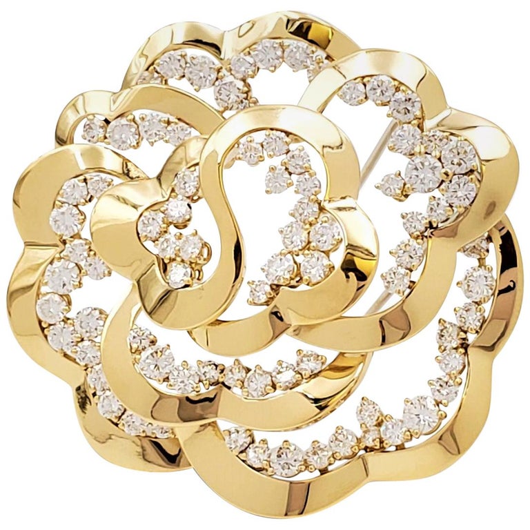 Van Cleef and Arpels Yellow Gold and Diamond Open-Work Flower Brooch at ...