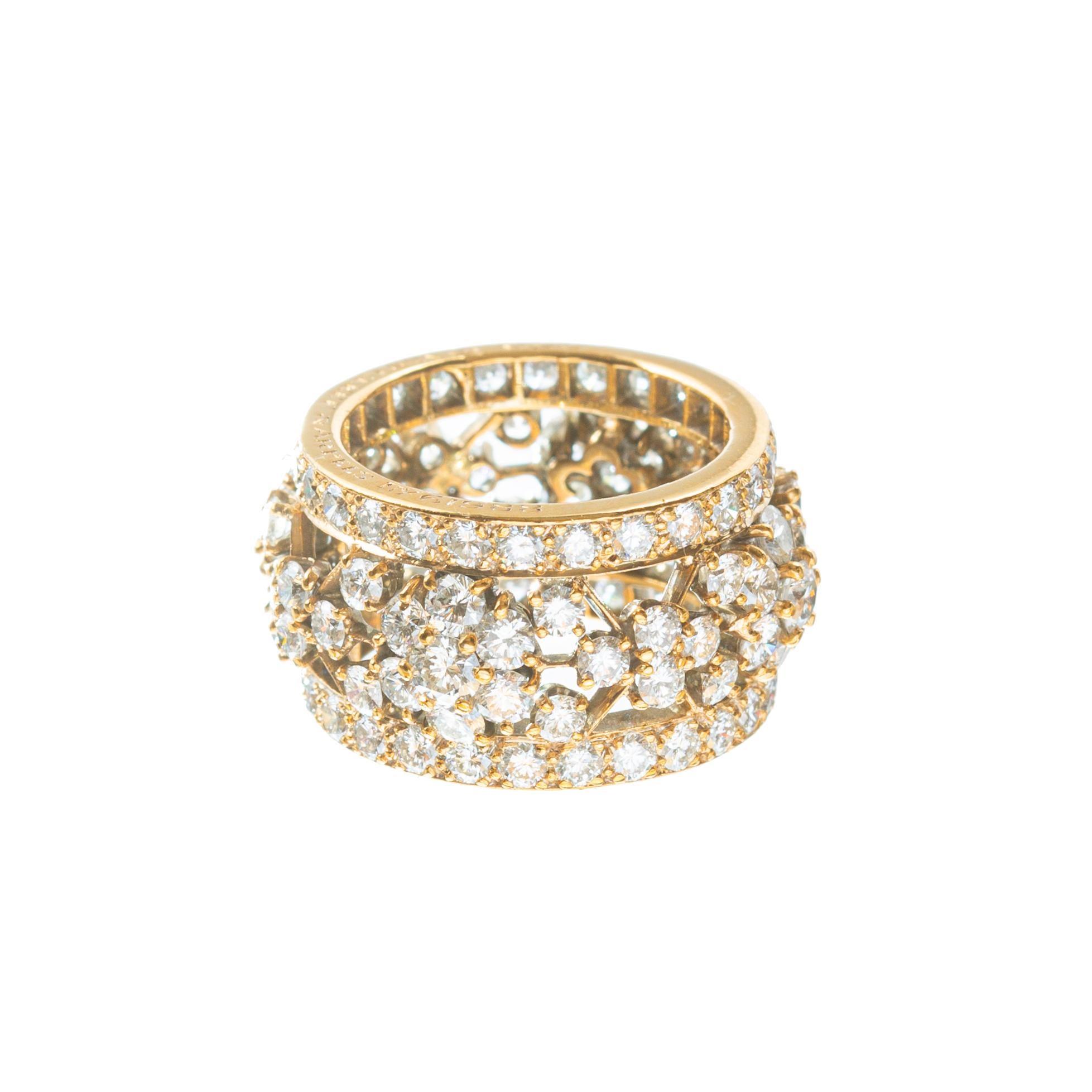 Van Cleef and Arpels Yellow Gold Diamond Snowflake Ring at 1stDibs ...
