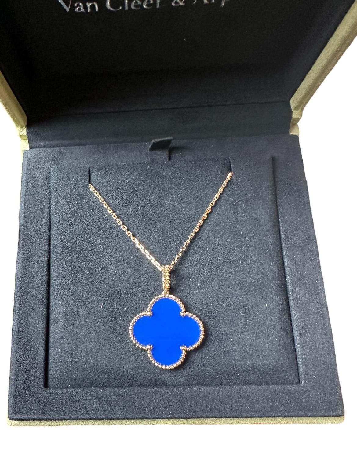 Van Cleef Blue Agate/18k Yellow Gold Magic Alhambra Long Pendant ...