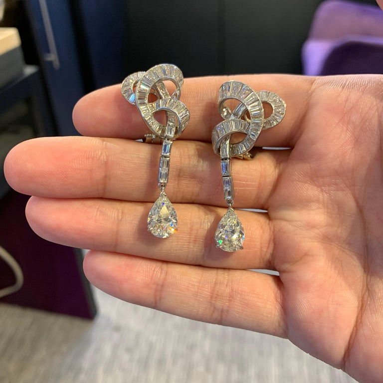 Van Cleef and Arpels Pear Shape Diamond Earrings For Sale at 1stDibs