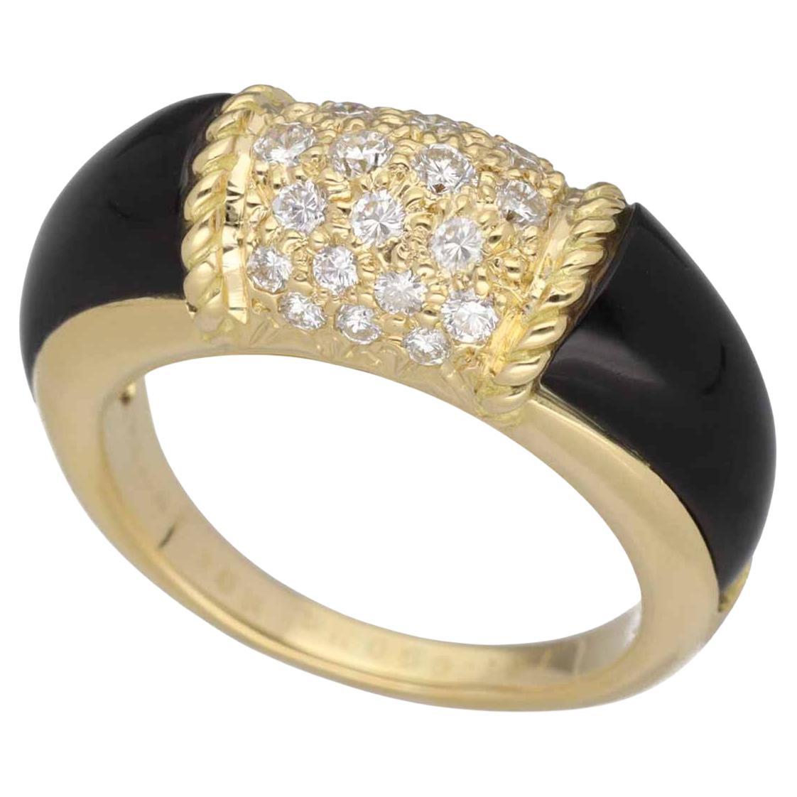 Van Cleef and Arpels Philippine Ring with Green Agate at 1stDibs | van ...