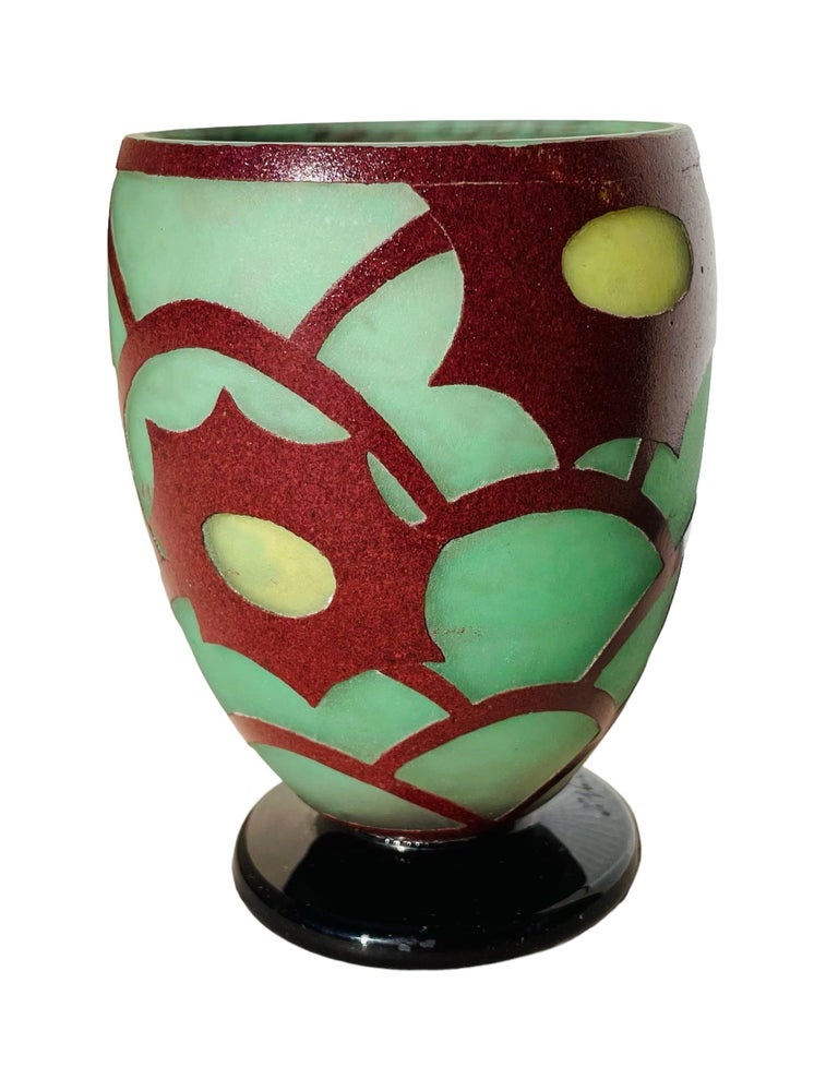 ""Cosmos"" Vase en verre Art déco de Charles Schneider, Le Verre ...