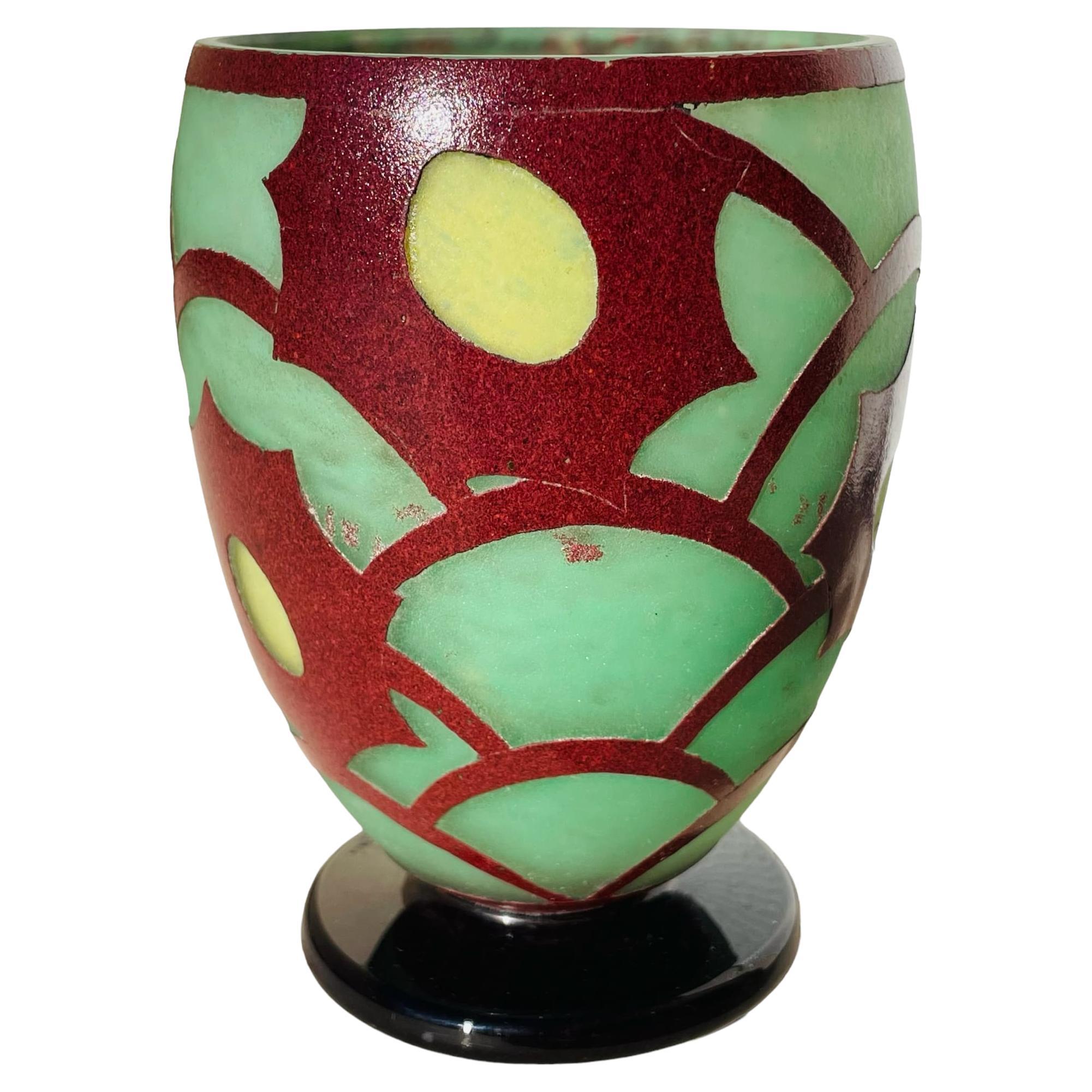 "Cosmos" Art Deco Glass Vase by Charles Schneider, Le Verre Français ...