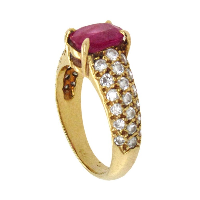 VCA Ruby Diamond Ring For Sale at 1stDibs
