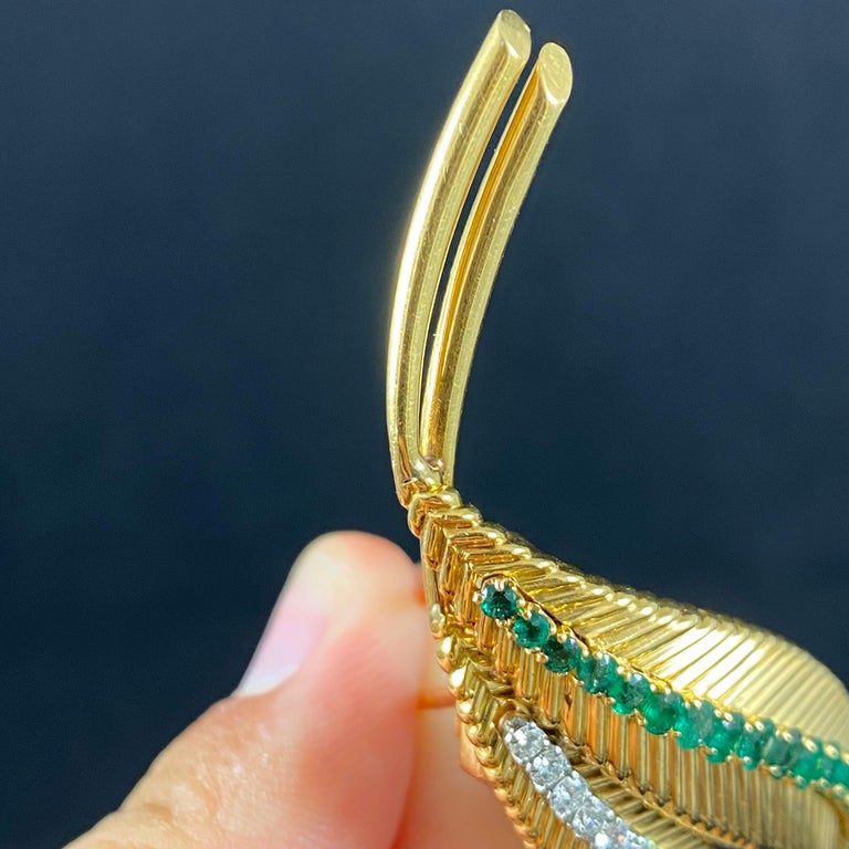 VCA Van Cleef and Arpels Diamond Emerald Leaf Brooch Pin Yellow Gold ...
