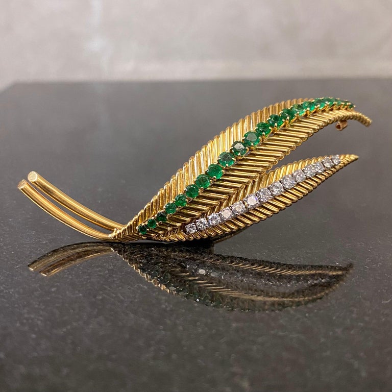 VCA Van Cleef and Arpels Diamond Emerald Leaf Brooch Pin Yellow Gold ...