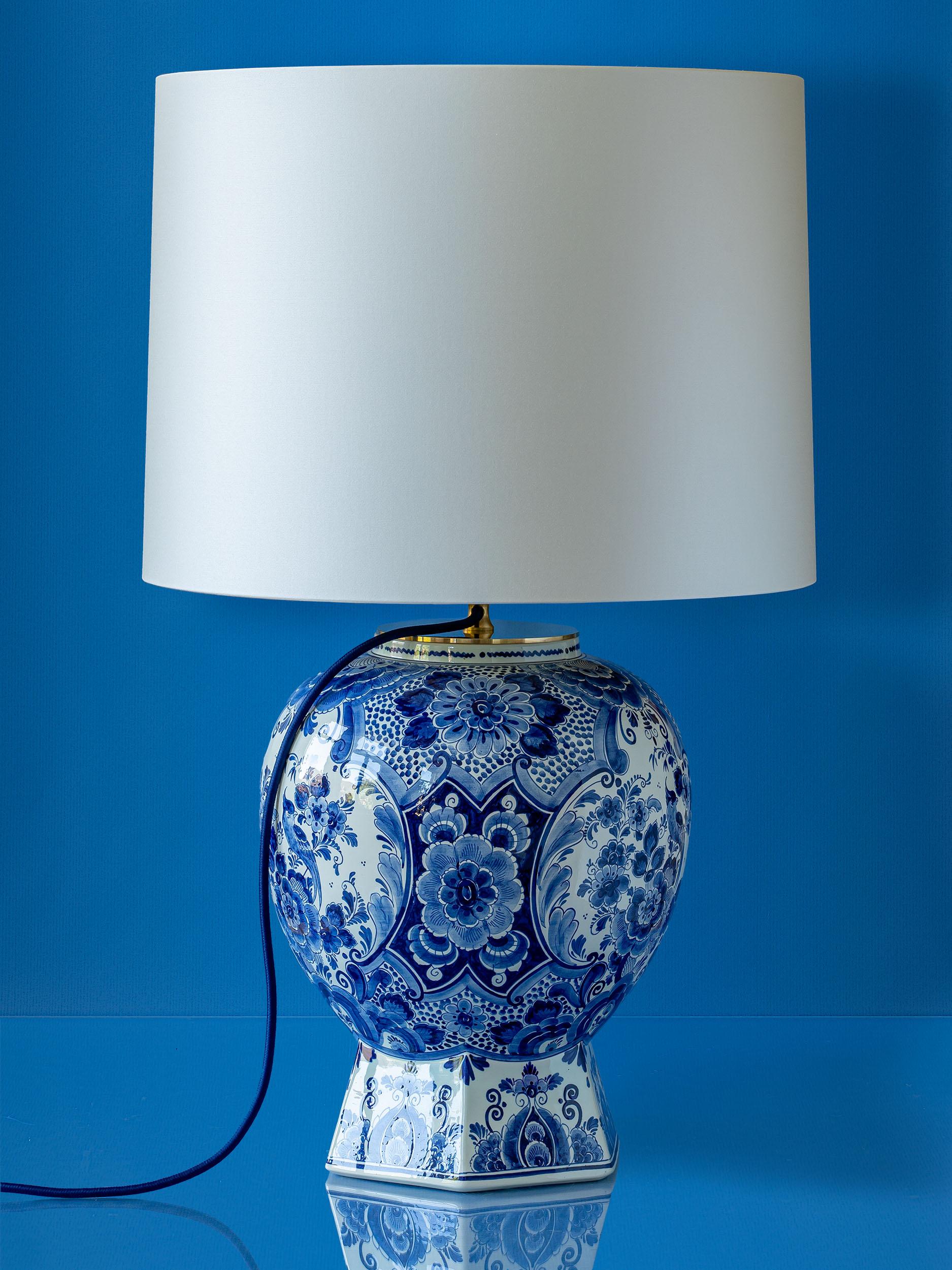 Velsen Delft Blue Table Lamp (1940-1970) with New White Satin Shade For ...