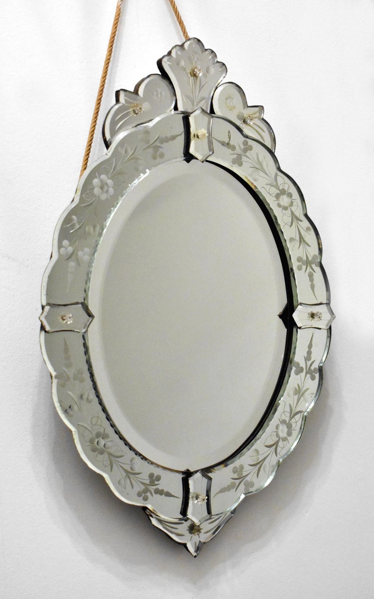 Venetian Oval Mirror For Sale at 1stDibs
