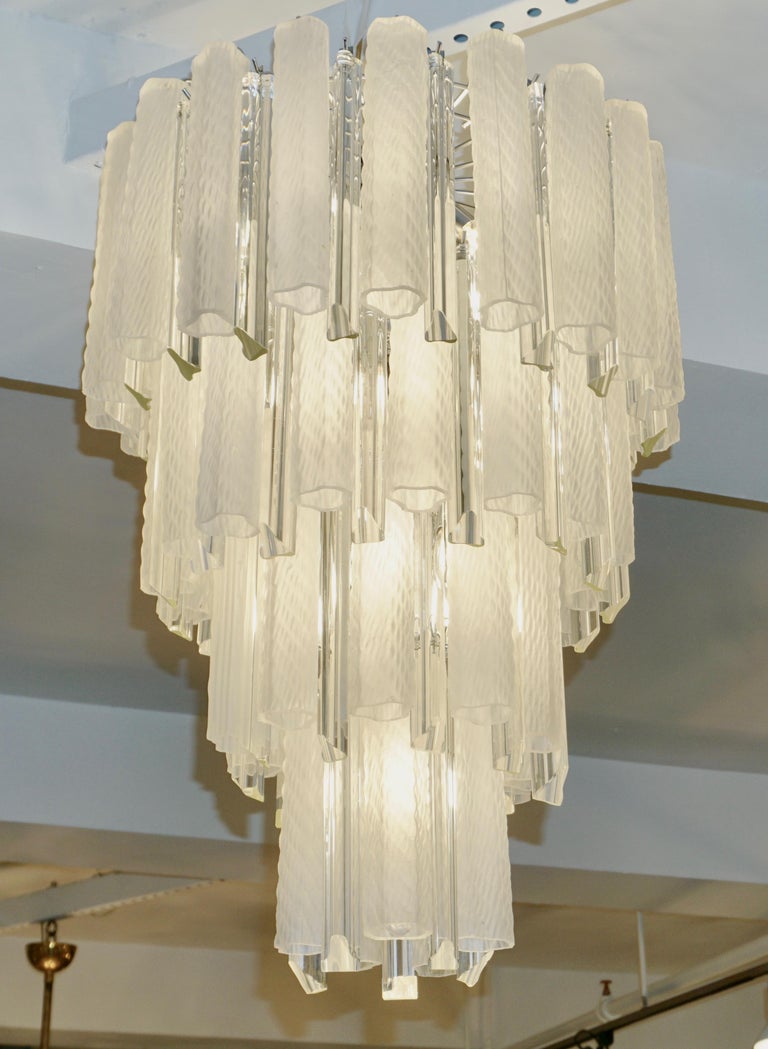 Venini 1960s Cylinder Crystal and White Murano Glass Round Chandelier ...