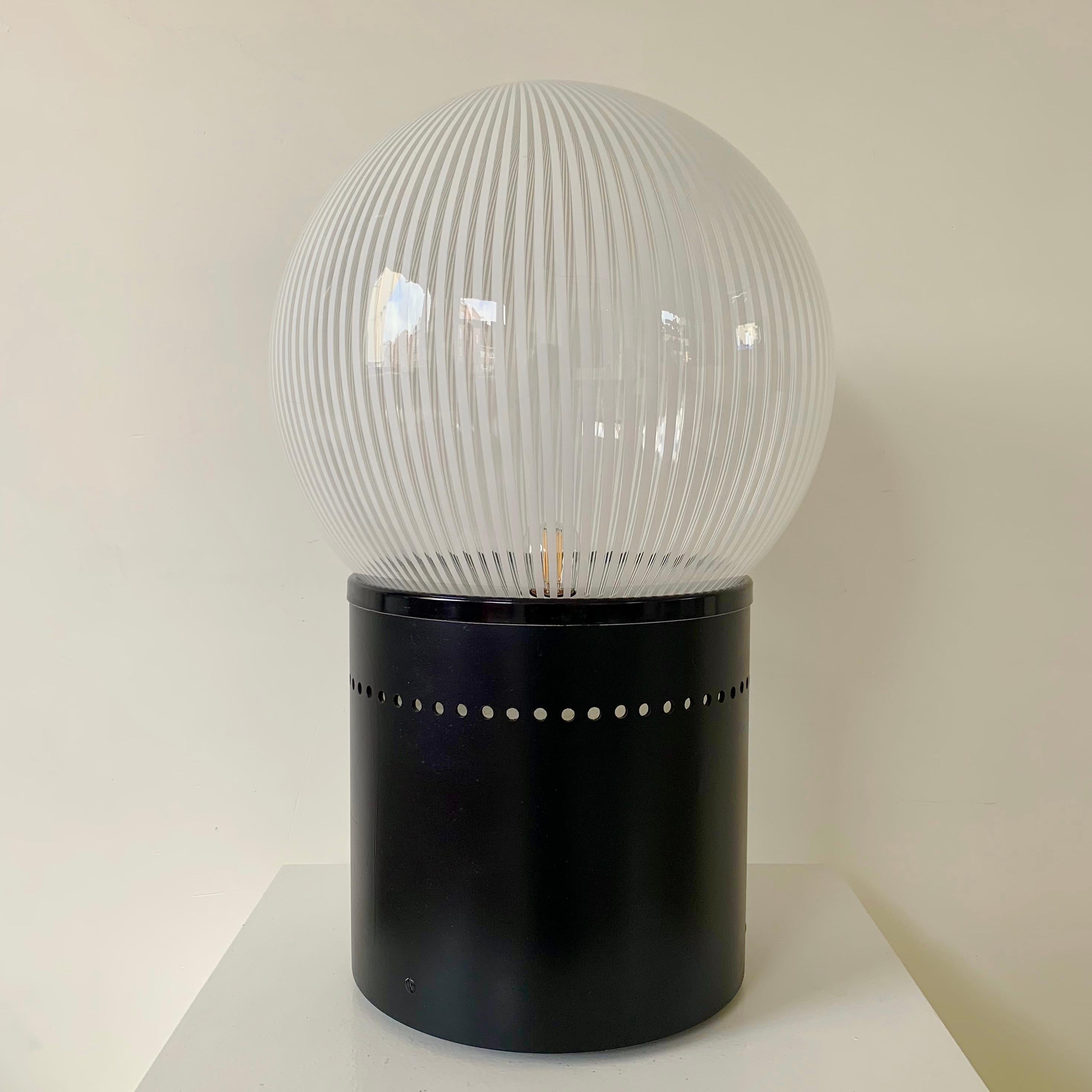 Venini Glass Table Lamp circa 1960, Italy. For Sale at 1stDibs