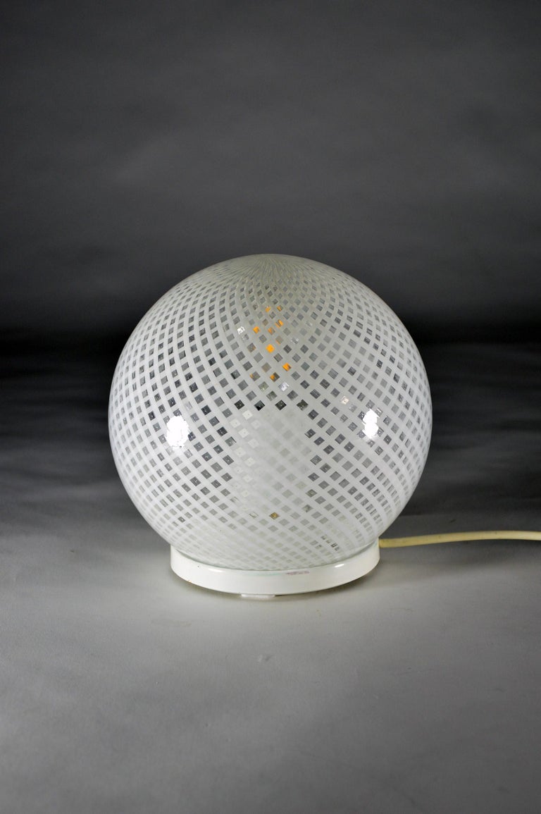 Venini Reticello Murano Glass Table Lamp, Signed For Sale at 1stDibs