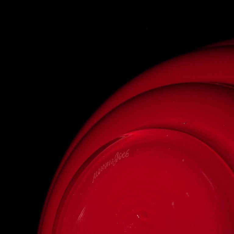 Venini Vase ‘Deco’ in Red Underlaid Glass by Napoleone Martinuzzi For ...