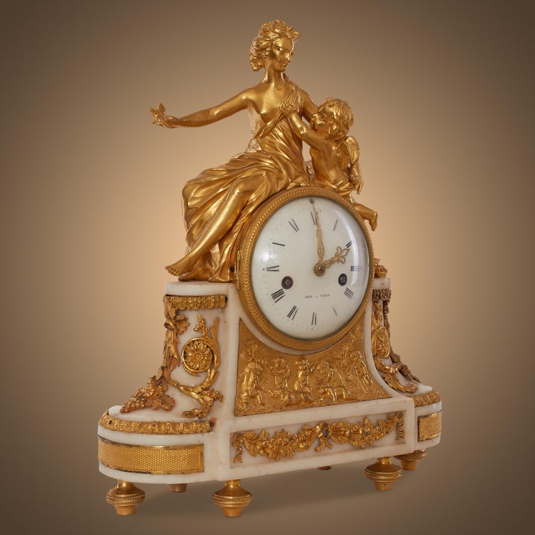 Clok antique Venus and Cupid, Louis XVI For Sale at 1stDibs