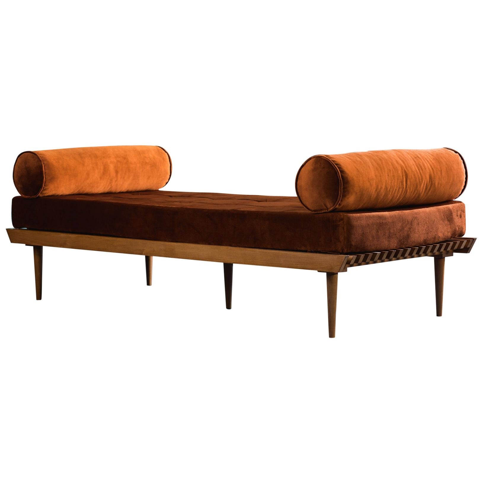 Venus Daybed from Europe For Sale at 1stDibs