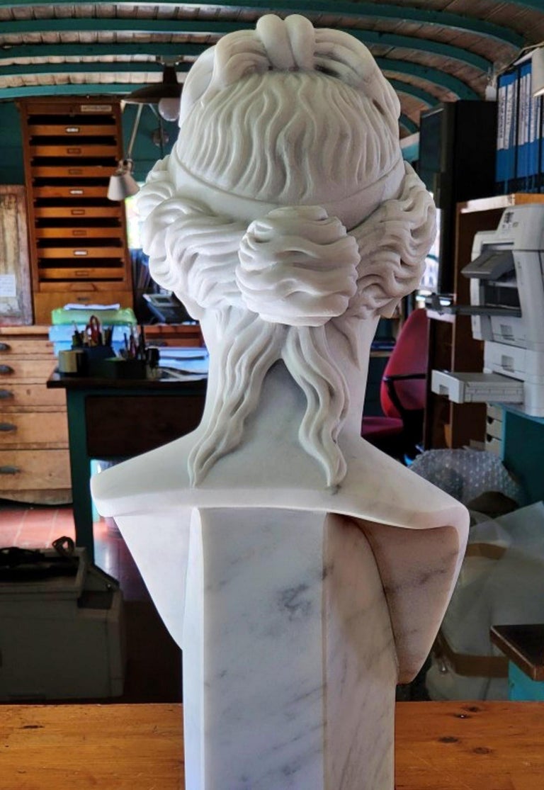 Venus Medici, Head in Carrara White Marble Late 19th Century For Sale ...