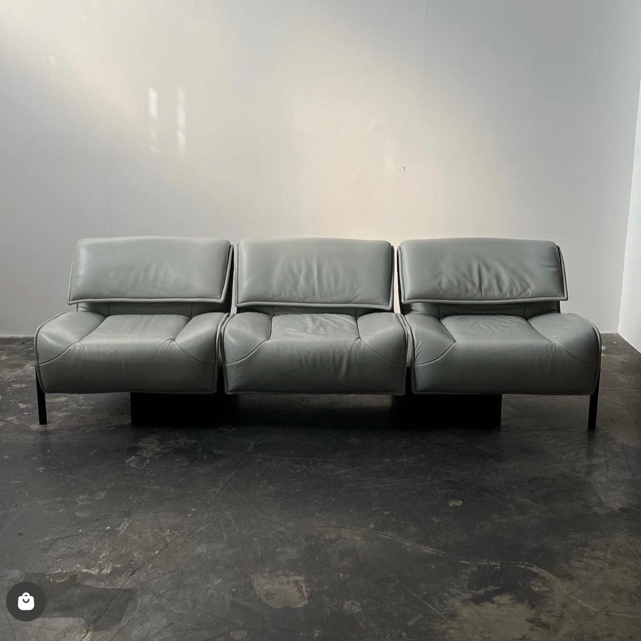 "Veranda" Sofa by Vico Magistretti for Cassina, 1984 For Sale at 1stDibs