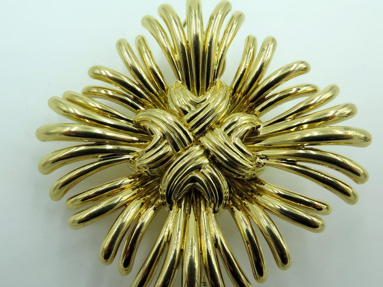 Verdura Gold Brooch For Sale at 1stDibs | verdura brooch