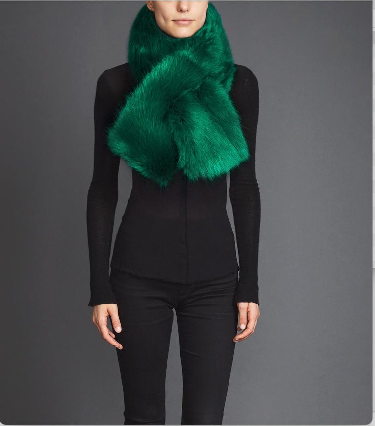 Verheyen London Cross-through Faux Fur Collar in Emerald Green For Sale ...