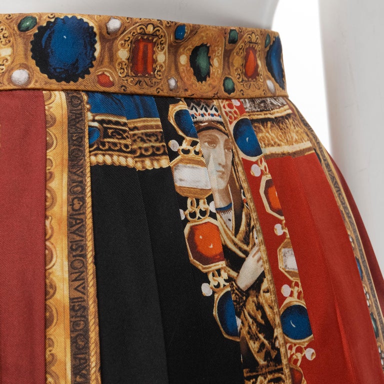 VERSACE 2018 Tribute Icons 1991 Runway Byzantine print pleated mini ...