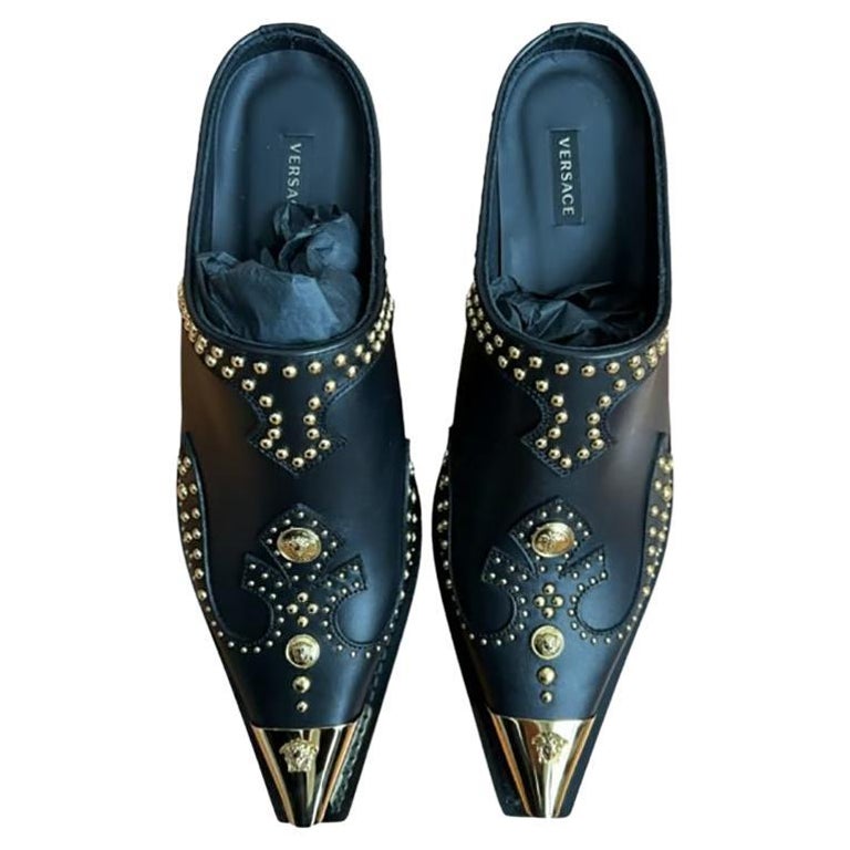 VERSACE BLACK LEATHER STUDDED MULES SANDALS Size IT 38 - 8 For Sale at ...