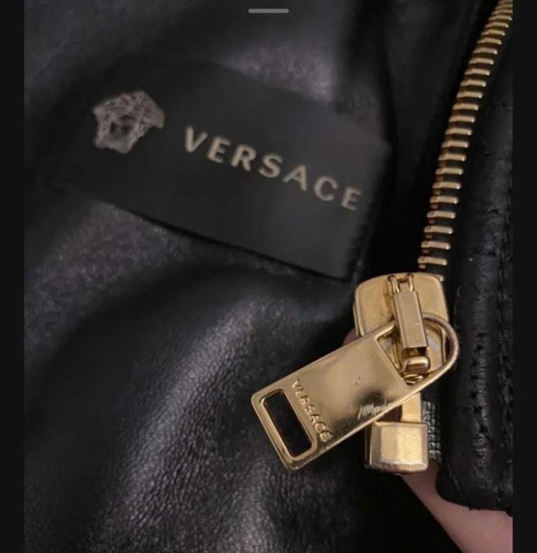 VERSACE BLACK QUILTED LEATHER JACKET Sz IT 48 - M For Sale at 1stDibs