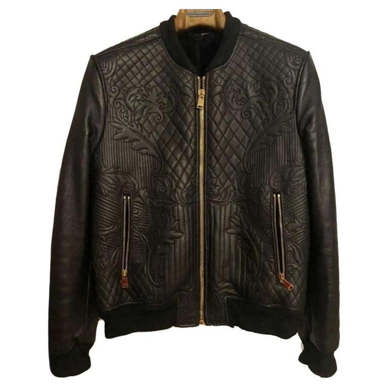 VERSACE BLACK QUILTED LEATHER JACKET Sz IT 48 - M For Sale at 1stDibs